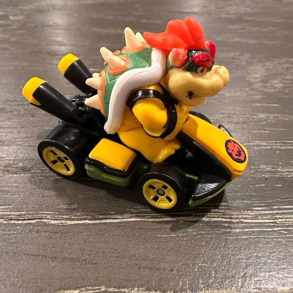 Nintendo | Toys | Nintendo Bowser Standard Kart Racing Car Toy Yellow ...